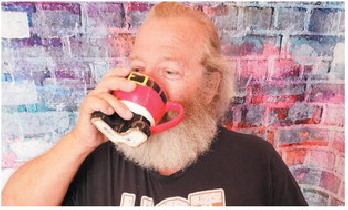 Uncle Santa Will Arrive For Stampede - Northern Plains Independent